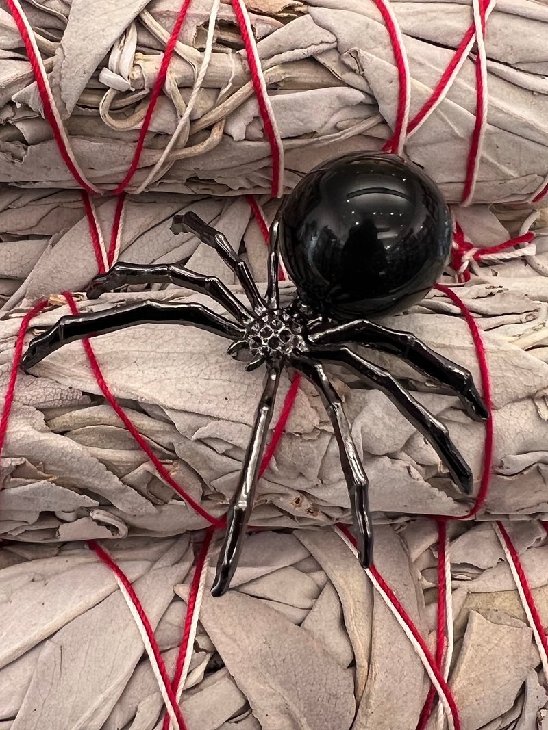 KM Crystal Shop - Santa Monica, CA | Find Crystal Stores